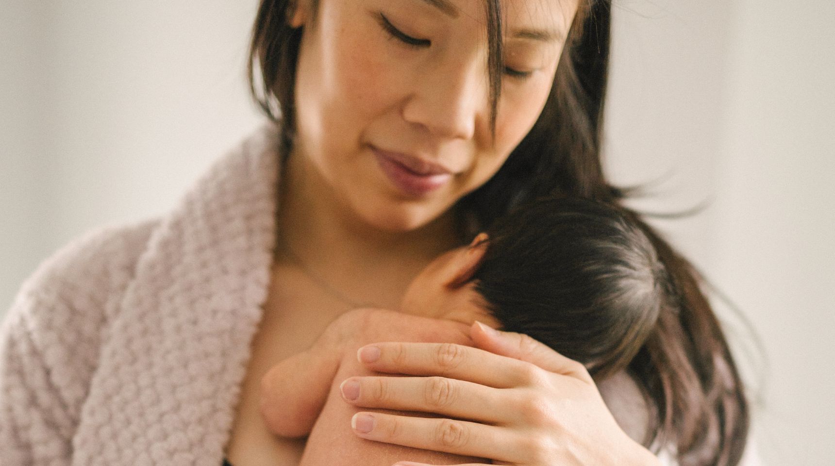 Postpartum Signs To Watch For Postpartum Complications Lansinoh Postpartum Signs To Watch For Postpartum Complications Lansinoh